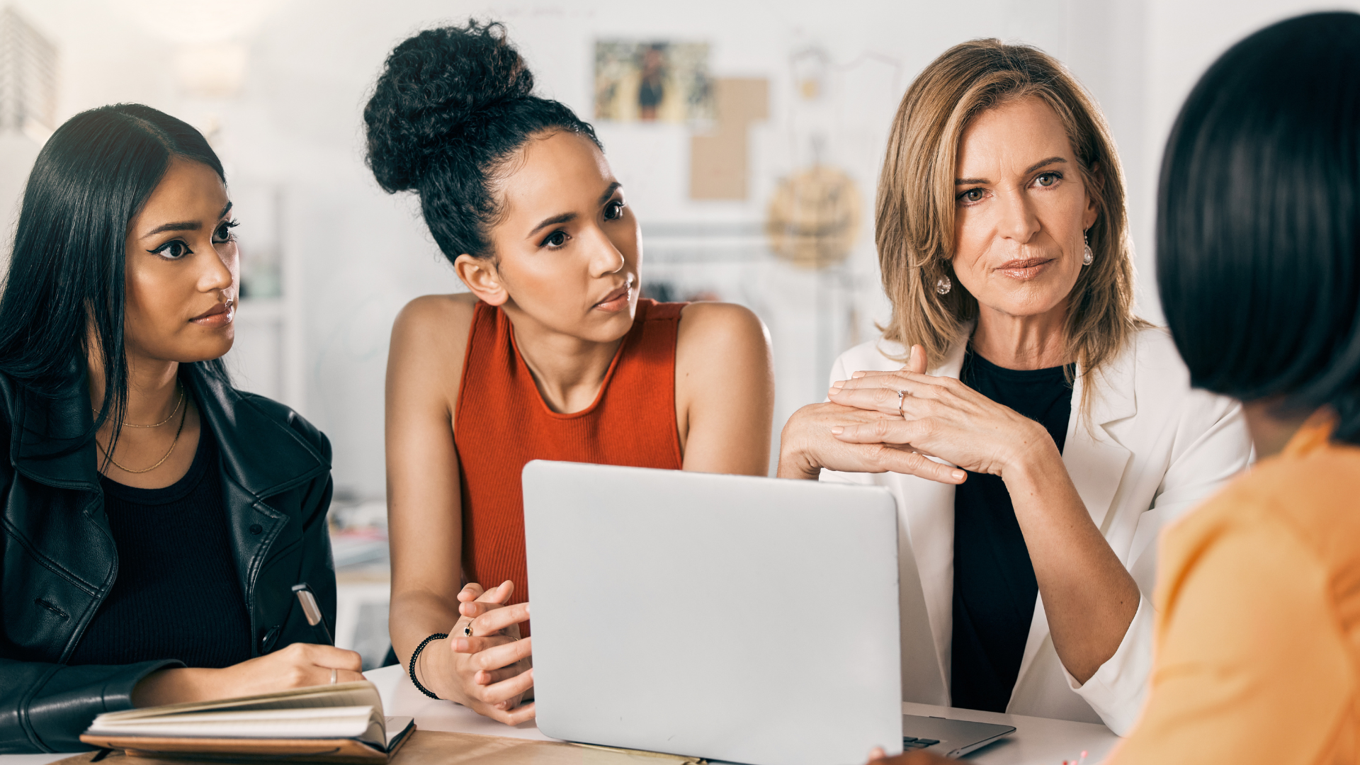 What to Consider When Choosing a Hosting Plan for Your Business | 1 ...